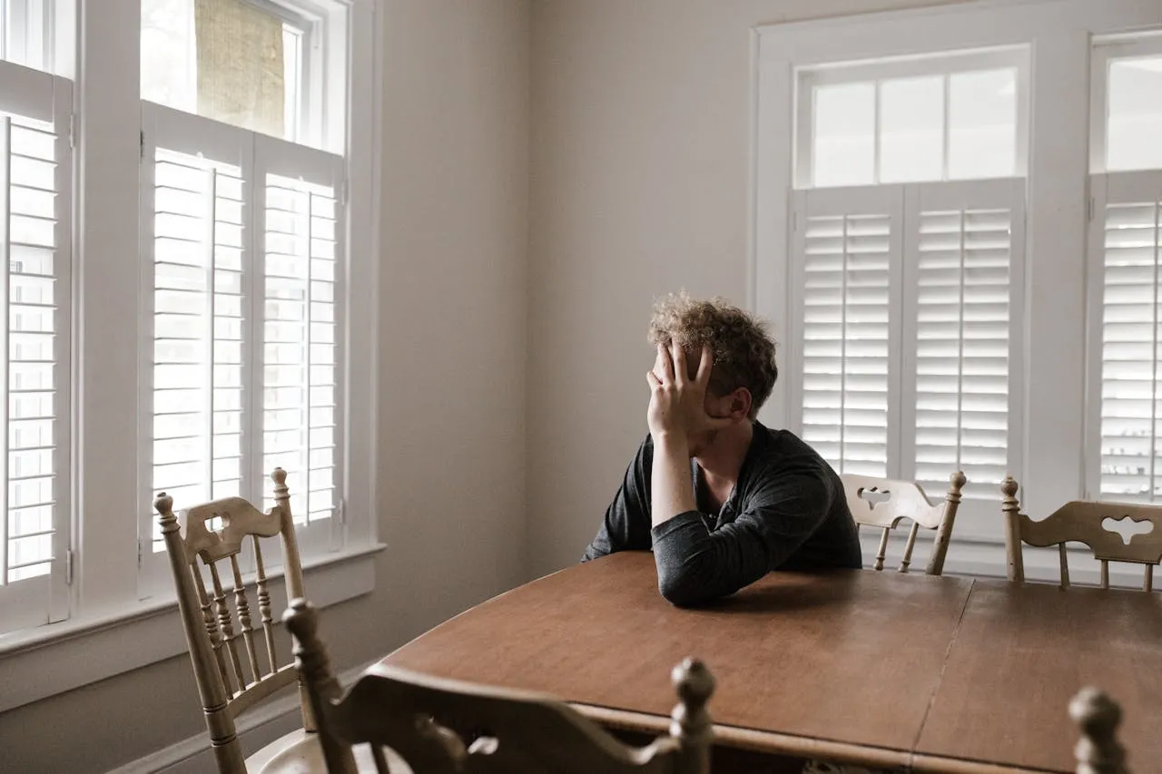 Recognizing Depressive States in Men: Hidden Signs and Practical Tips